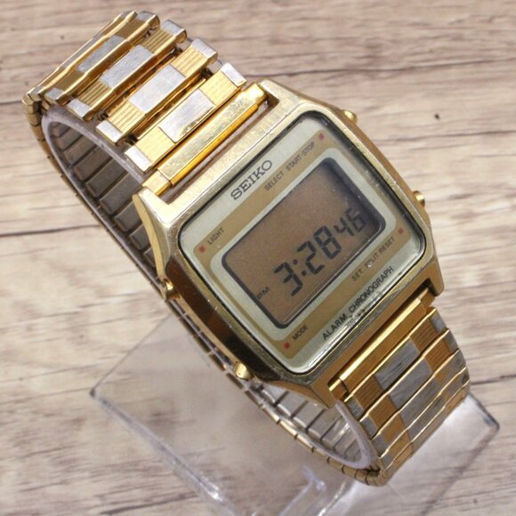 Seiko | Accessories | Vintage Seiko Digital Watch Mens Gold Tone Stainless Steel Expandable Rare ...